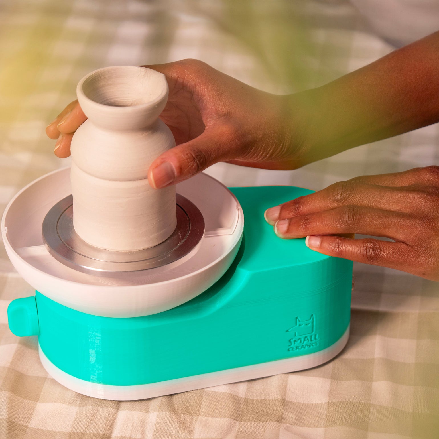 The Ultimate Guide to Choosing the Best Pottery Wheel for Beginners (2 ...