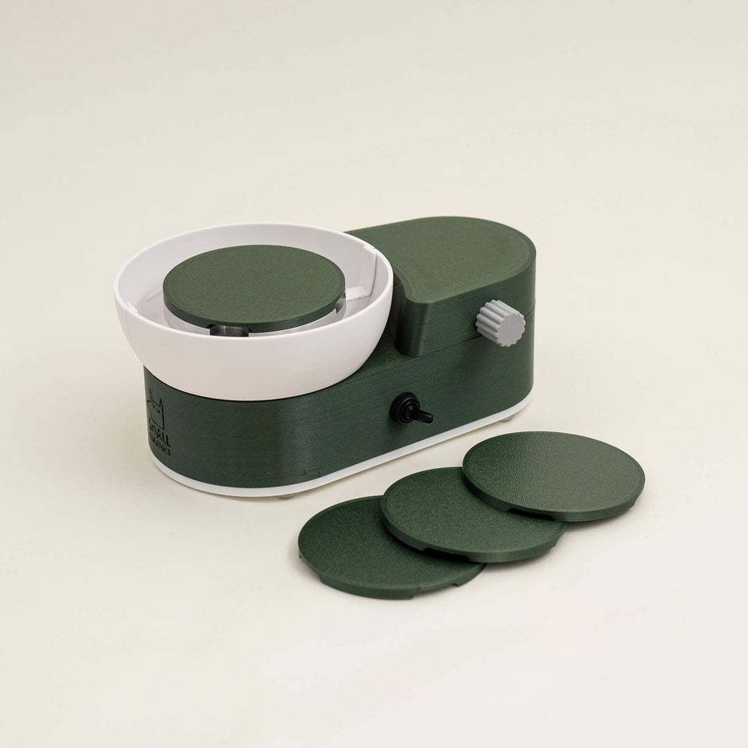 The Small Pottery Wheel – Small Ceramics